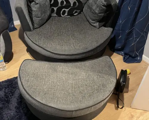 Second hand cuddle chair store