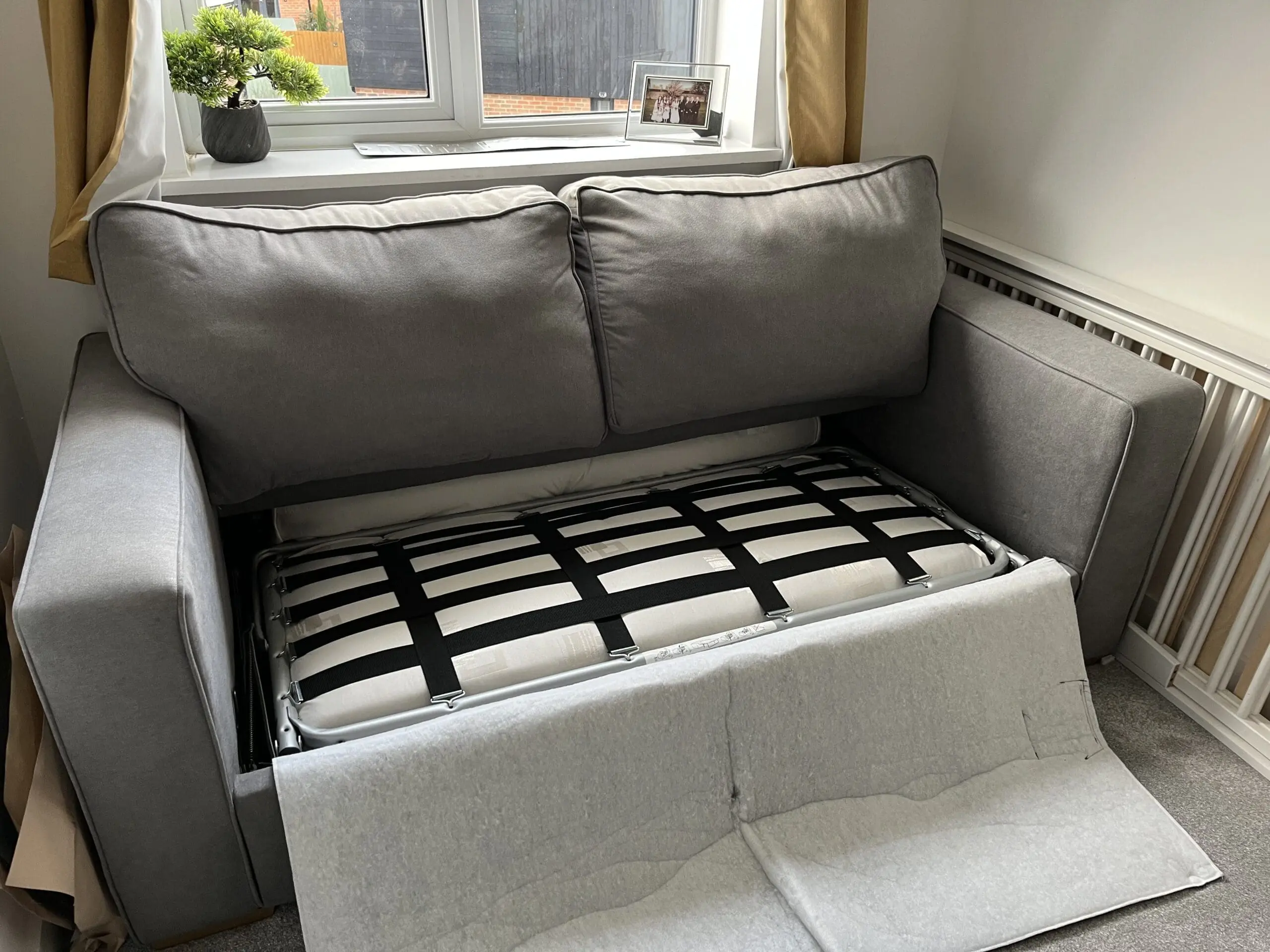 2 seater sofa bed second hand store