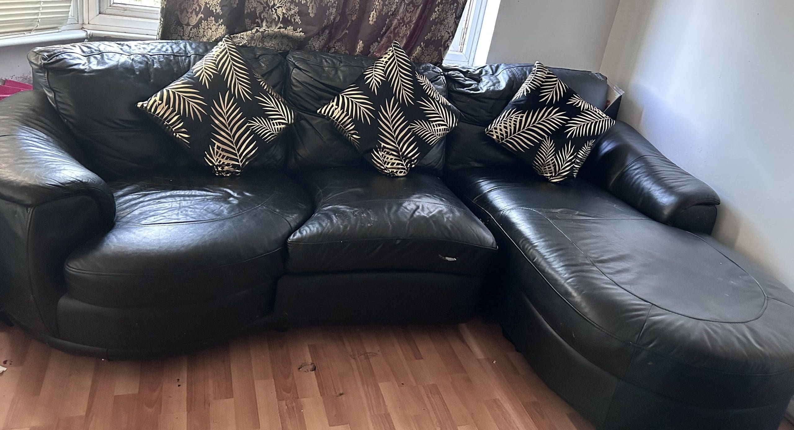 L’agape sofa set – Sofalistic | The Sofa Marketplace, buy and sell ...