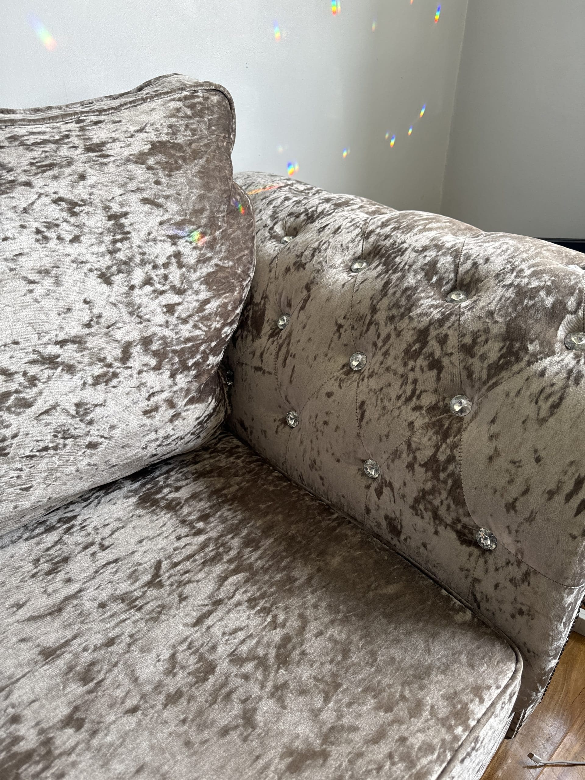 Second hand crushed velvet sofa store