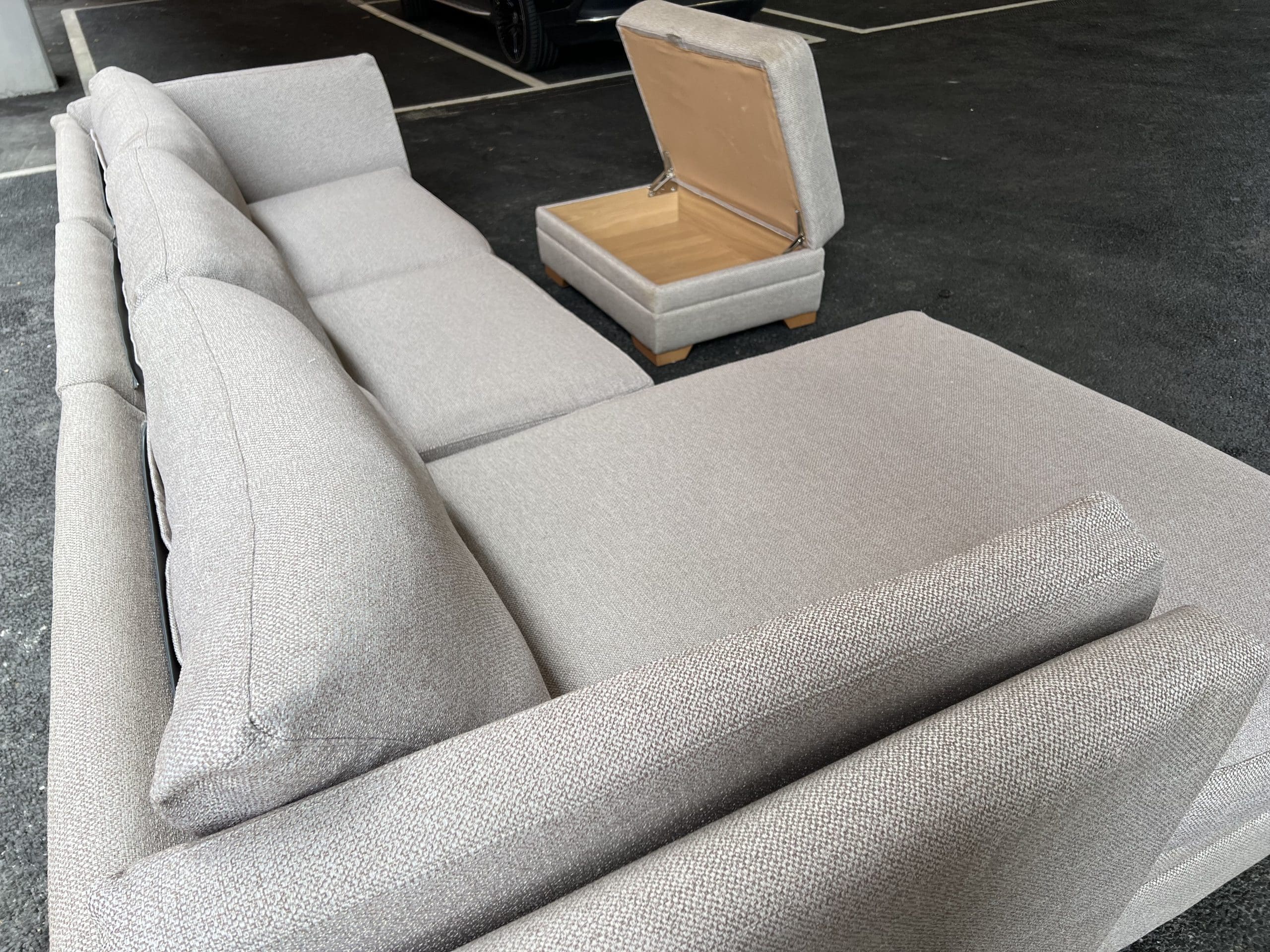 DFS LONGBEACH SOFA Sofalistic The Sofa Marketplace buy and sell preloved sofas nationwide