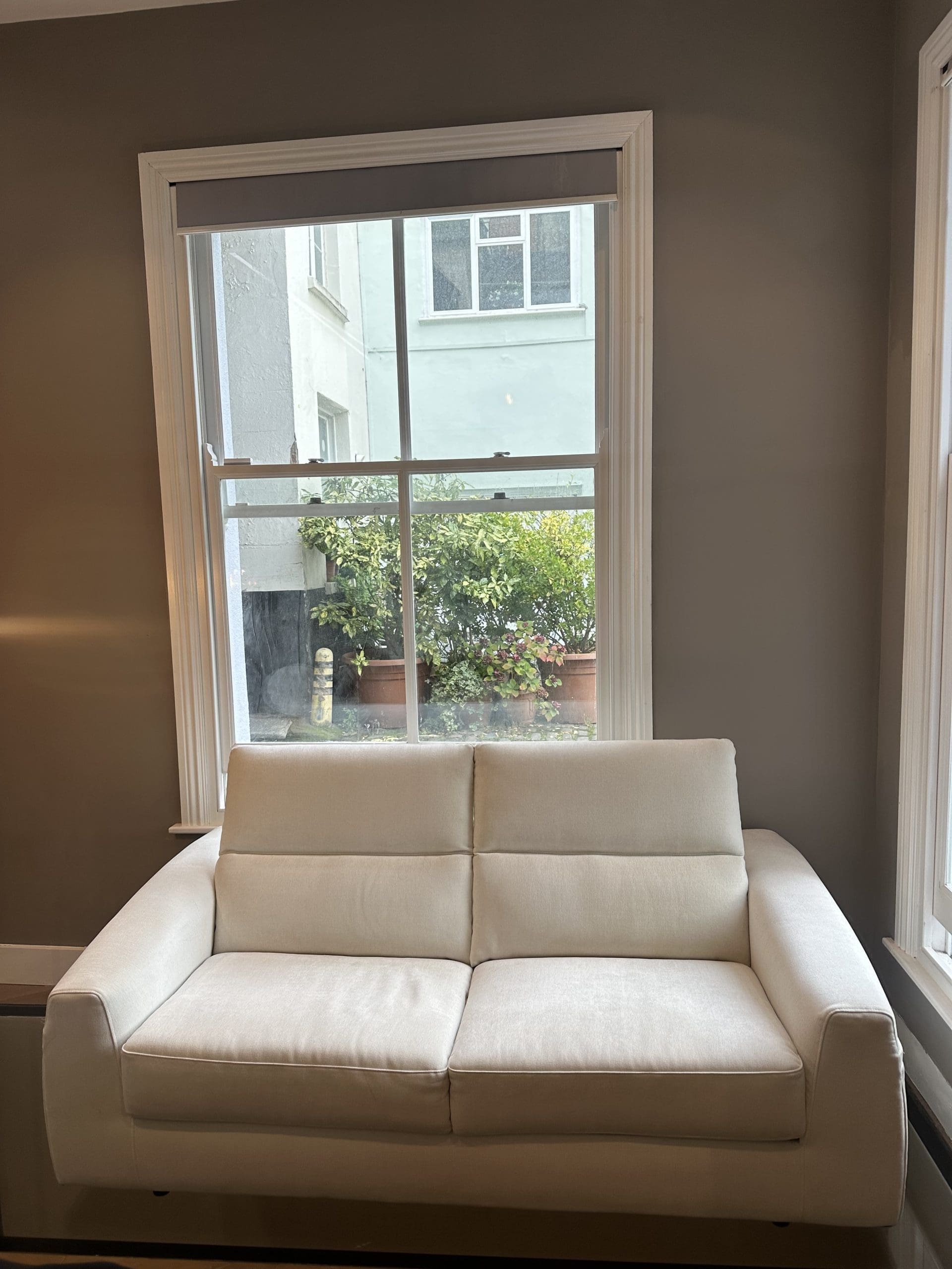 King Living Reogrand Sofa bed Colour Longbeach Natural