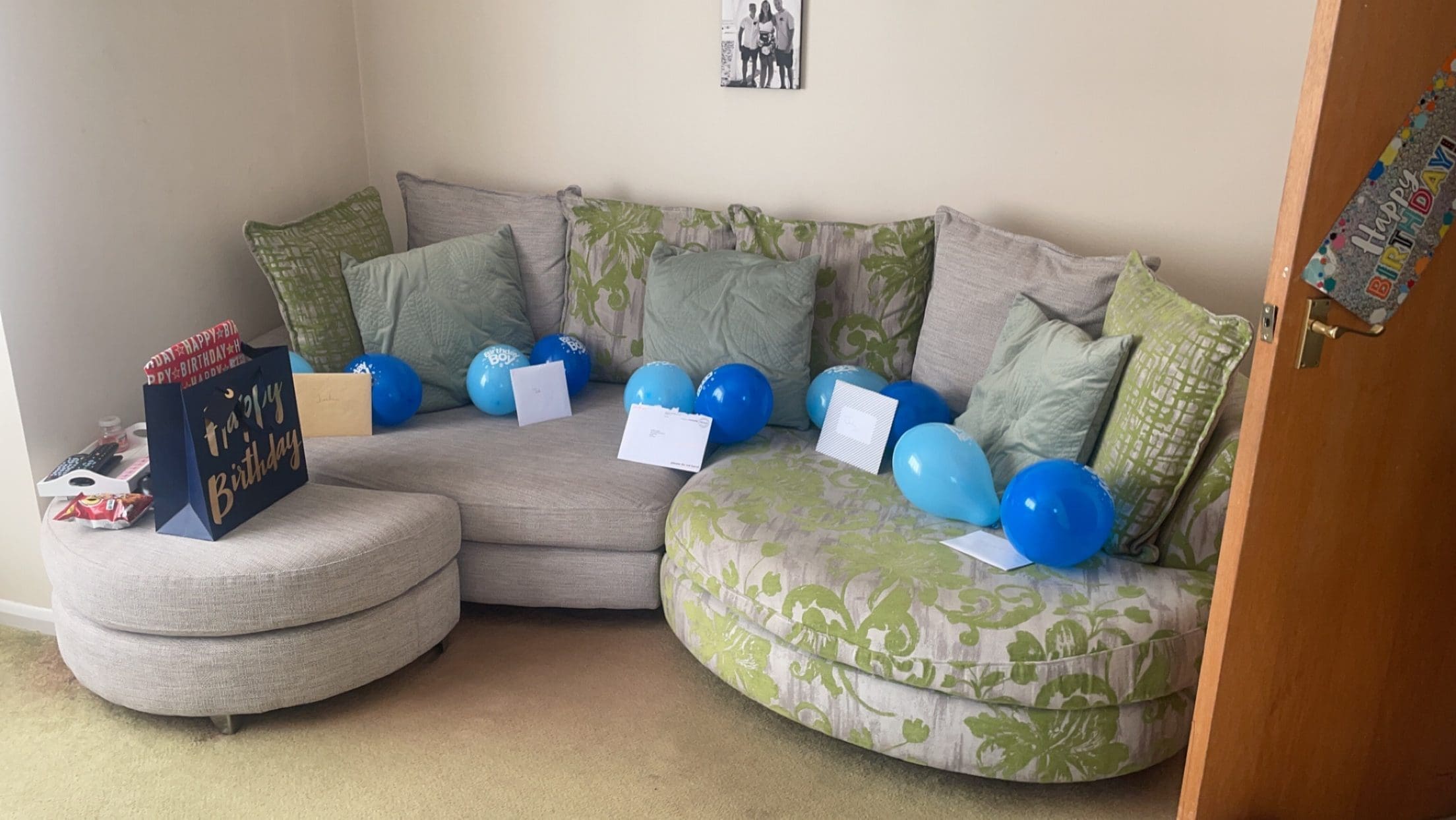 3 seater cuddle sofa from dfs light grey with a green pattern ...