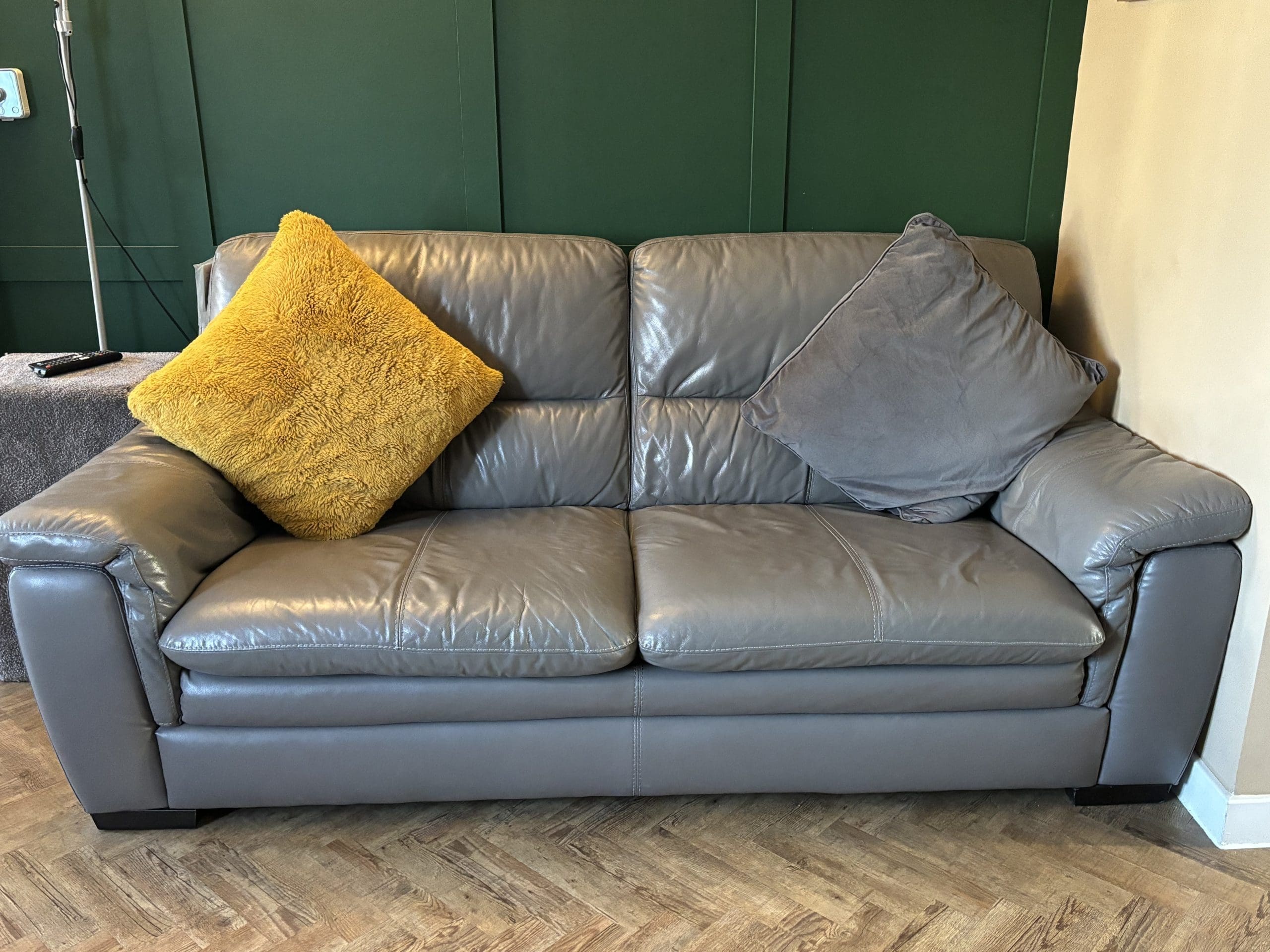 DFS Steel Grey Leather Sofa Sofalistic The Sofa Marketplace buy and sell preloved sofas nationwide