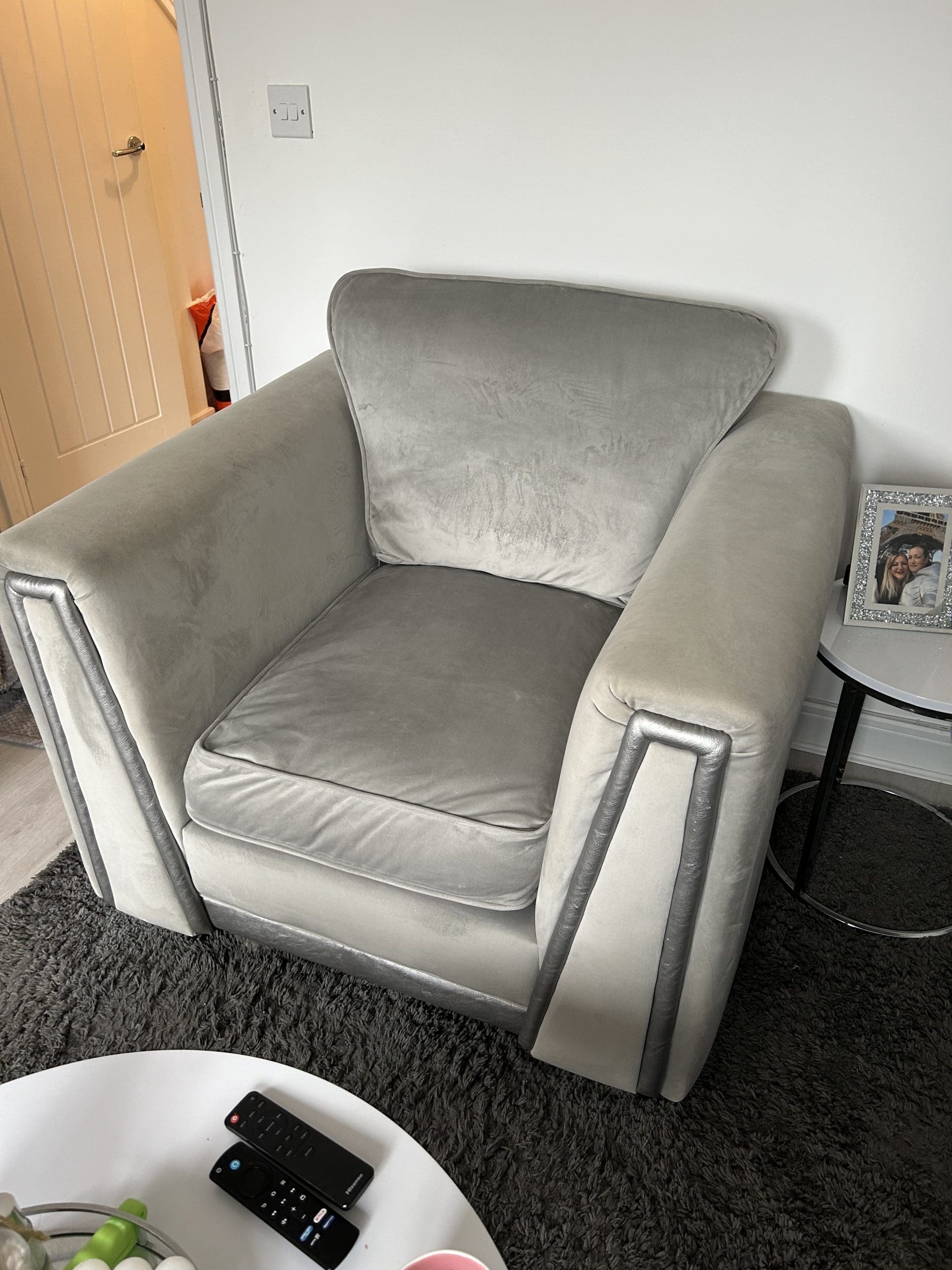 Gigi sofa dfs store