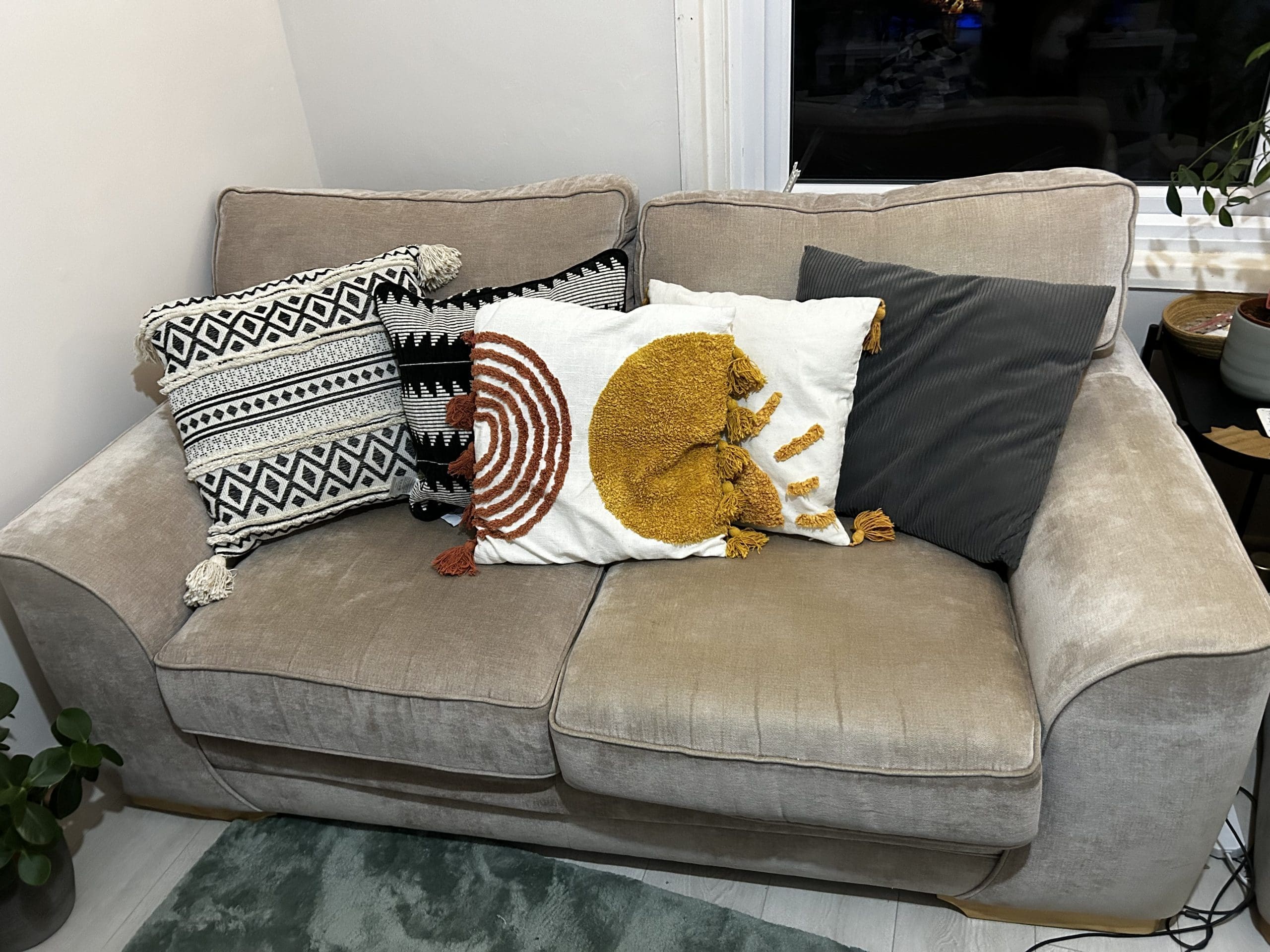 DFS sofa and loveseat Sofalistic The Sofa Marketplace buy and sell preloved sofas nationwide