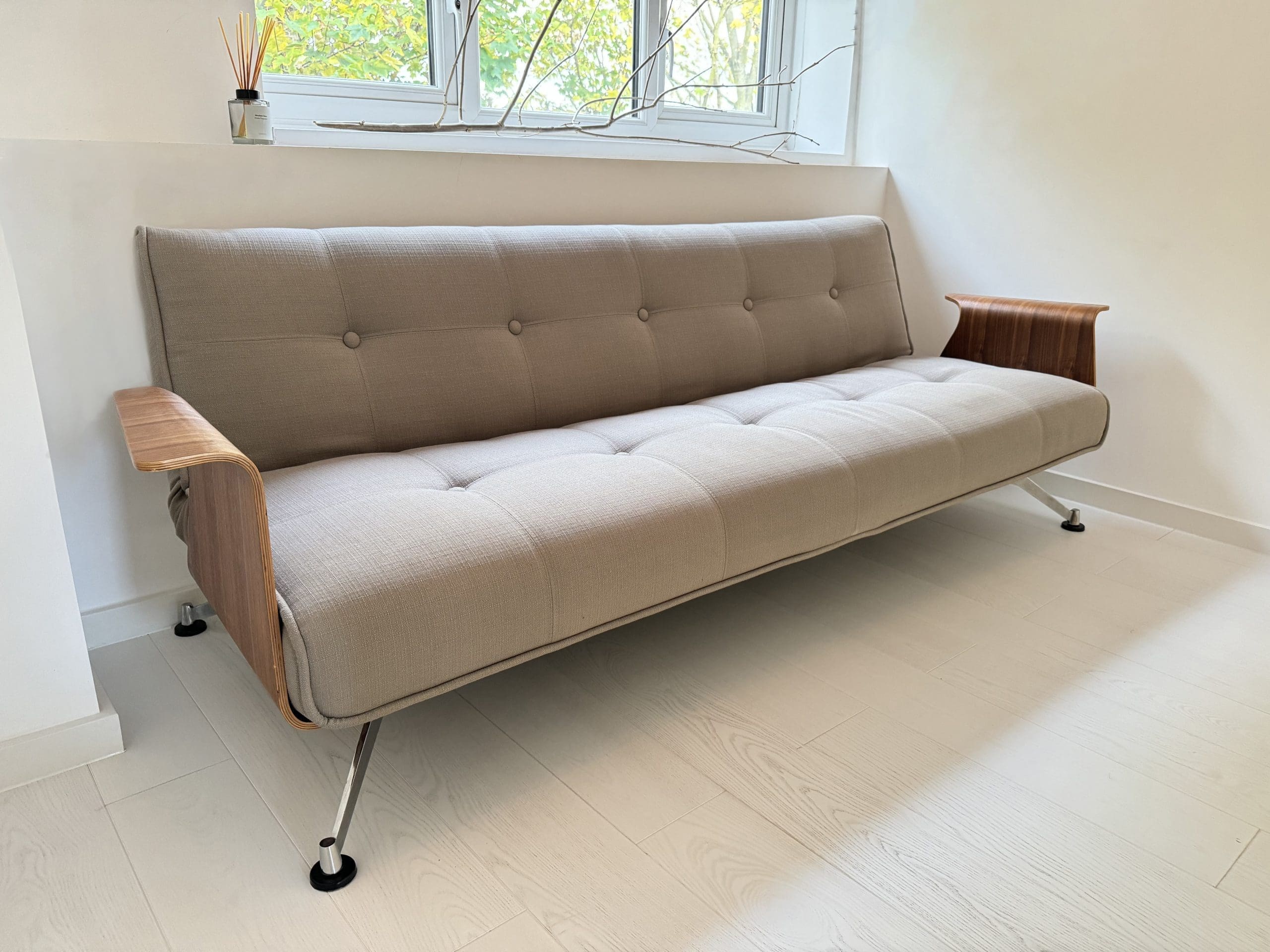 Innovation sofa store