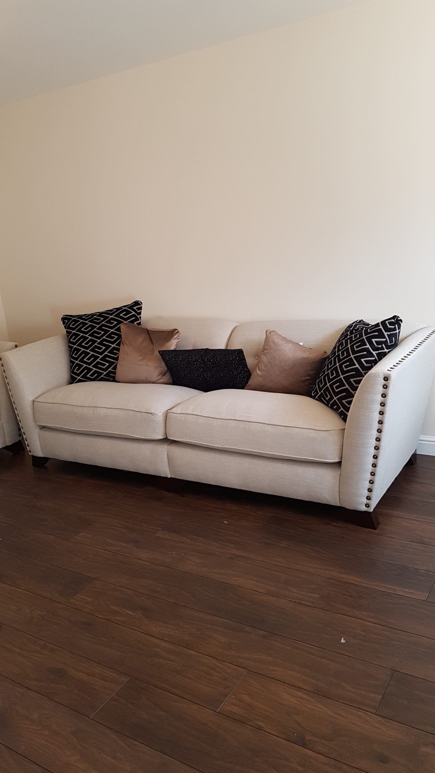 4 seater sofology alexa sofa in beige – Sofalistic | The Sofa Marketplace, buy and sell preloved ...