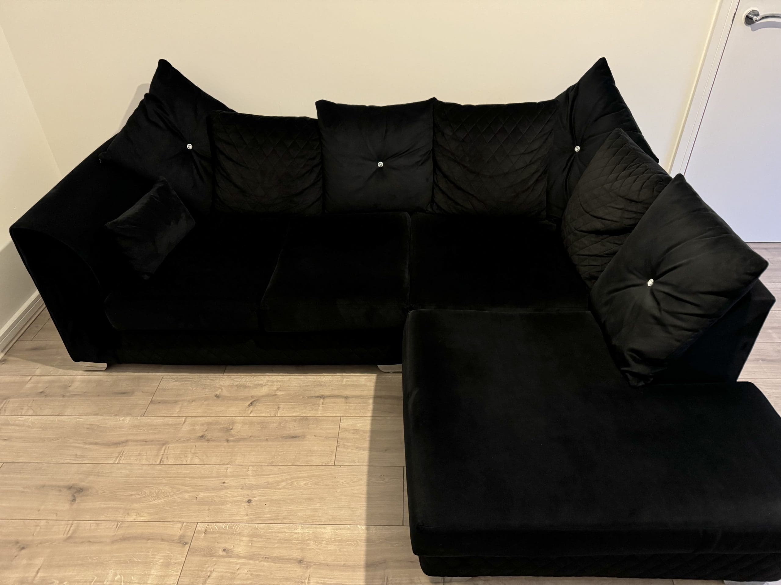 Black Velvet Corner Sofa – Sofalistic | The Sofa Marketplace, buy and ...
