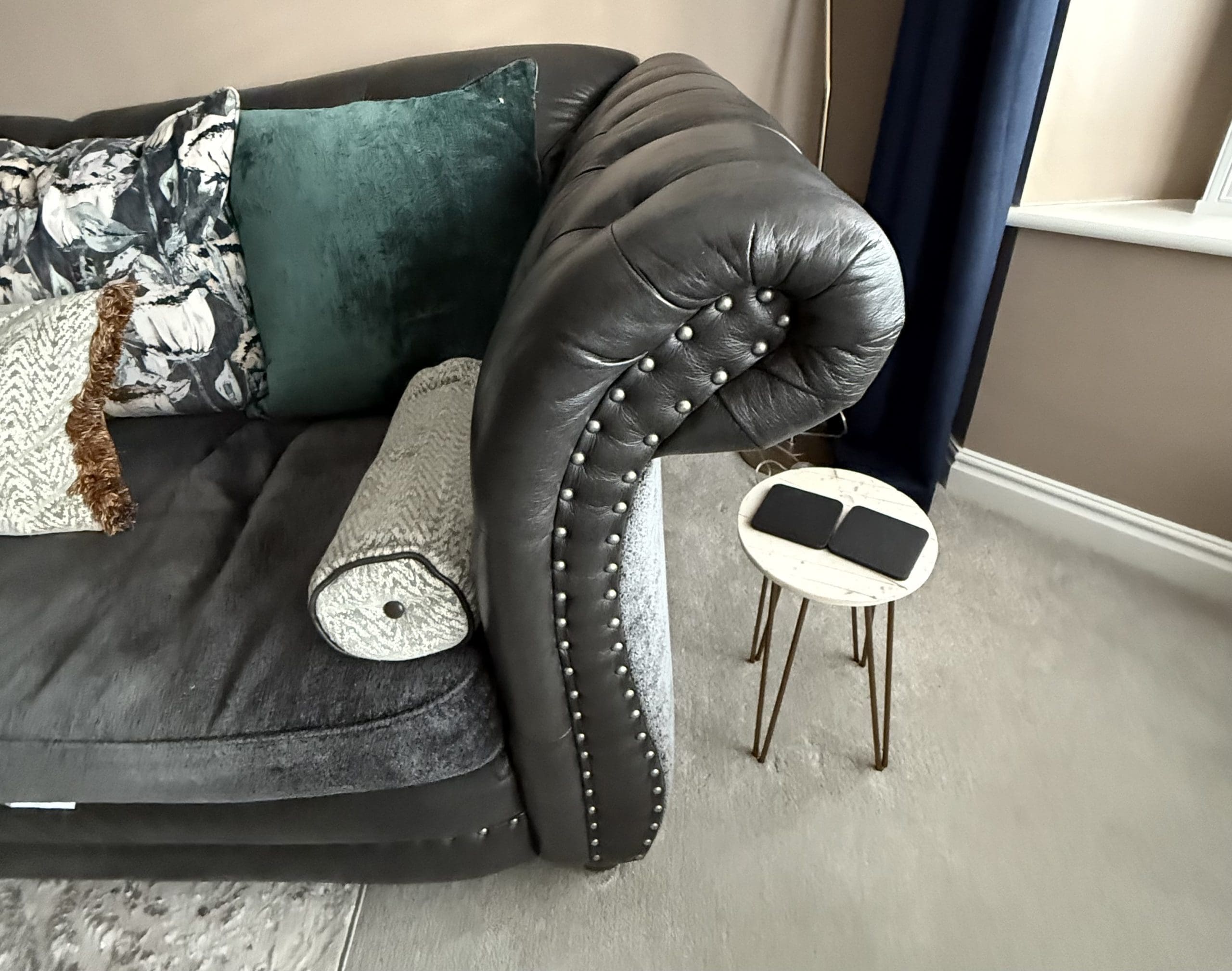 Persia chesterfield sofa – Sofalistic | The Sofa Marketplace, buy and sell preloved sofas nationwide