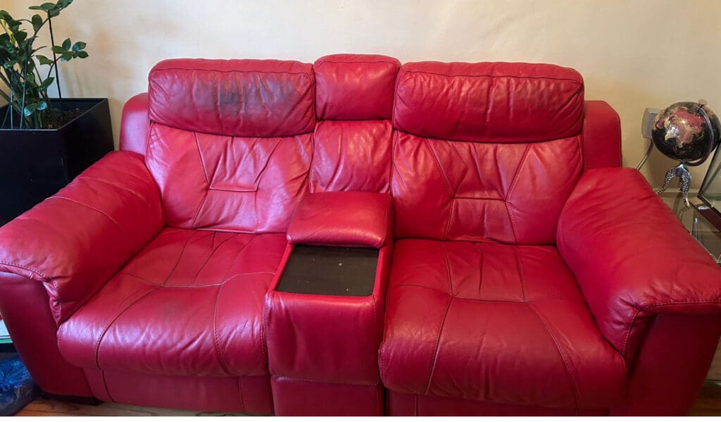 Red Sofas – Sofalistic | The Sofa Marketplace, buy and sell preloved sofas nationwide