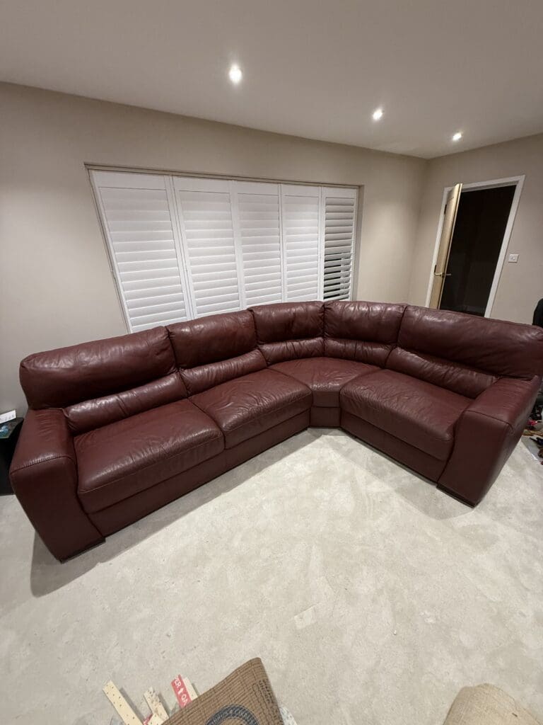 SCS sisi Italia leather side in burgundy colour – Sofalistic | The Sofa ...