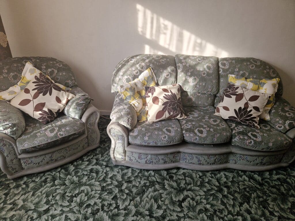Green patterned 4pc sofa set – Sofalistic | The Sofa Marketplace, buy ...