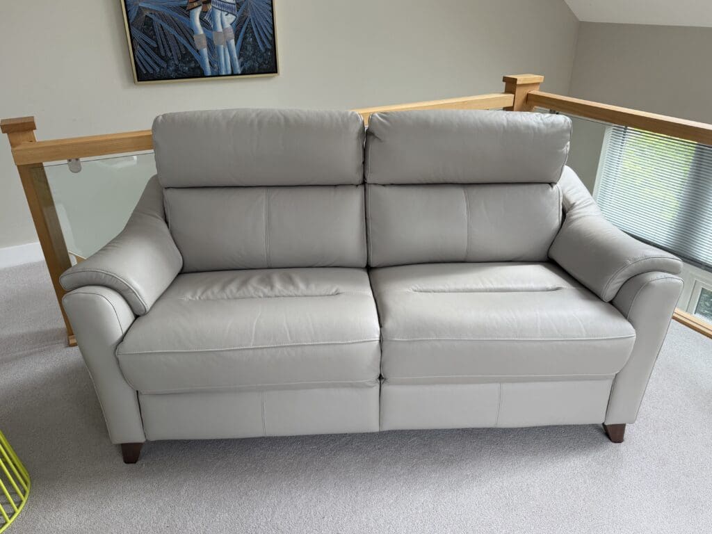 G Plan, Large sofa (2 or 3 seater) in soft Leather – Sofalistic | The Sofa Marketplace, buy and ...