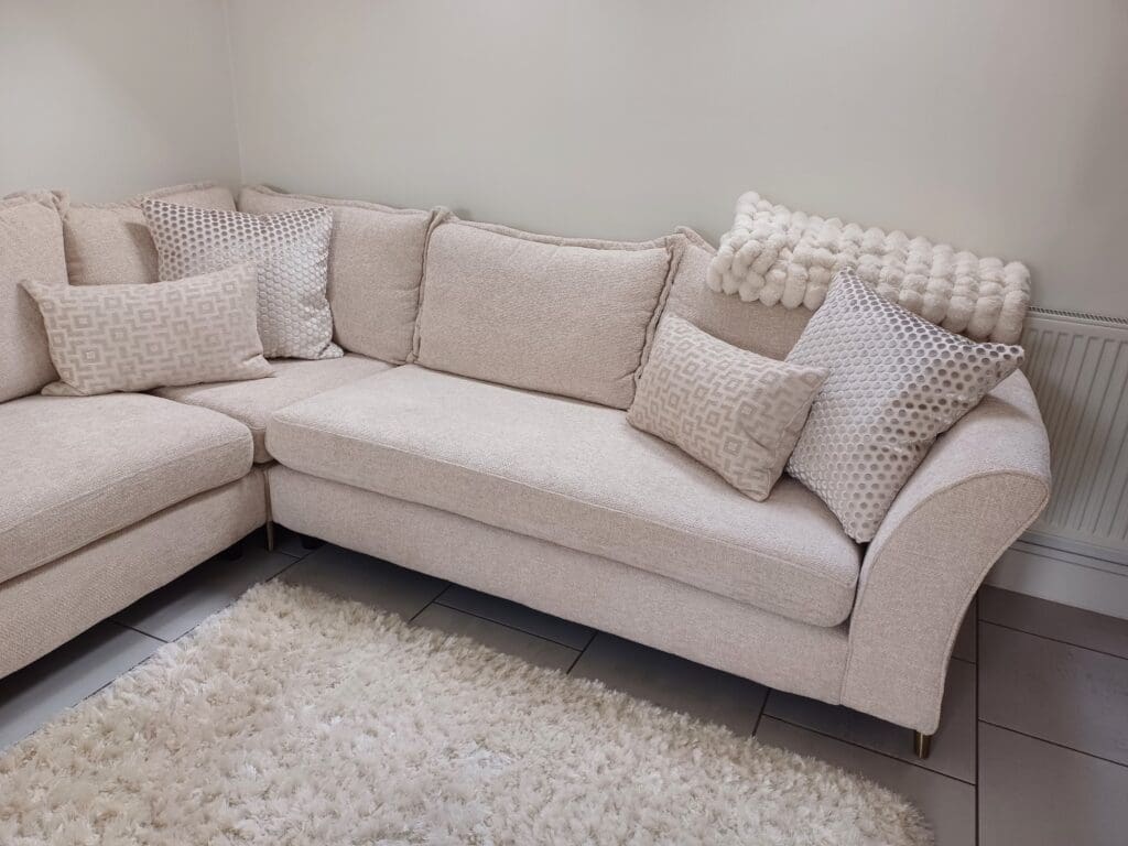 Sofology Scintillate cream corner sofa. Excellent condition. New from September 2024 ...