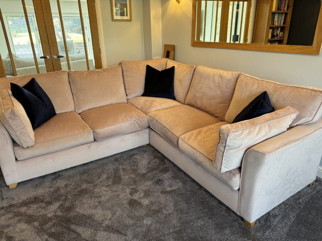 Willow & Hall dusty pink corner sofa bed – Sofalistic | The Sofa Marketplace, buy and sell ...